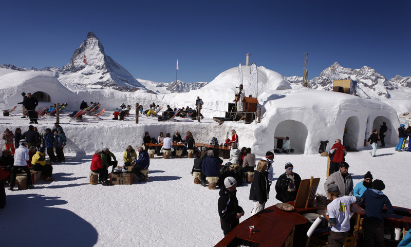 Iglu-Dorf | Reformatt • Your #1 Travel & Nightlife Guides