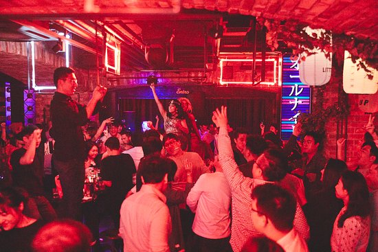 B1 | Reformatt • Your #1 Travel & Nightlife Guides